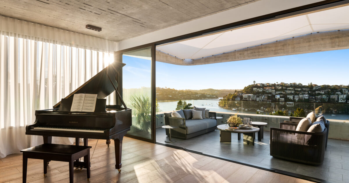 Luxury Homes • Ray White
